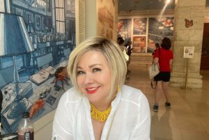 Conoce a Lilly Sánchez, la gran empresaria Platino
